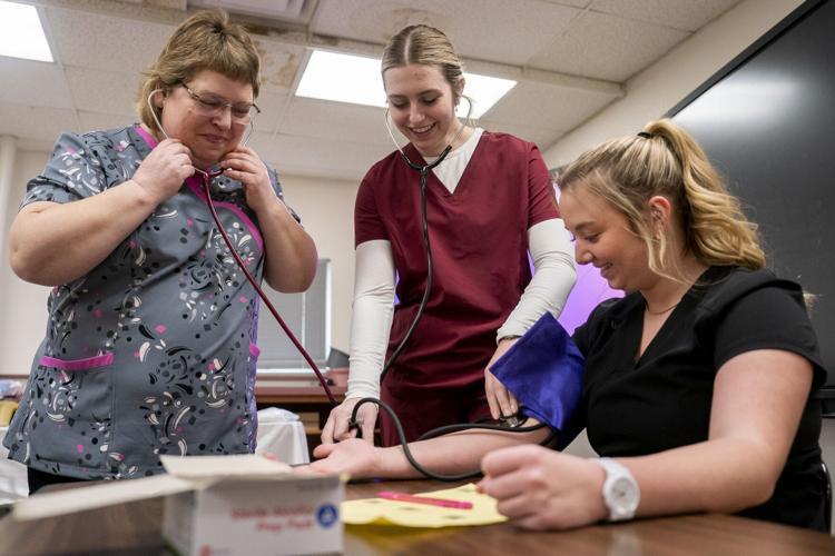 Clarkston High students on fast track to nursing - Walla Walla ...